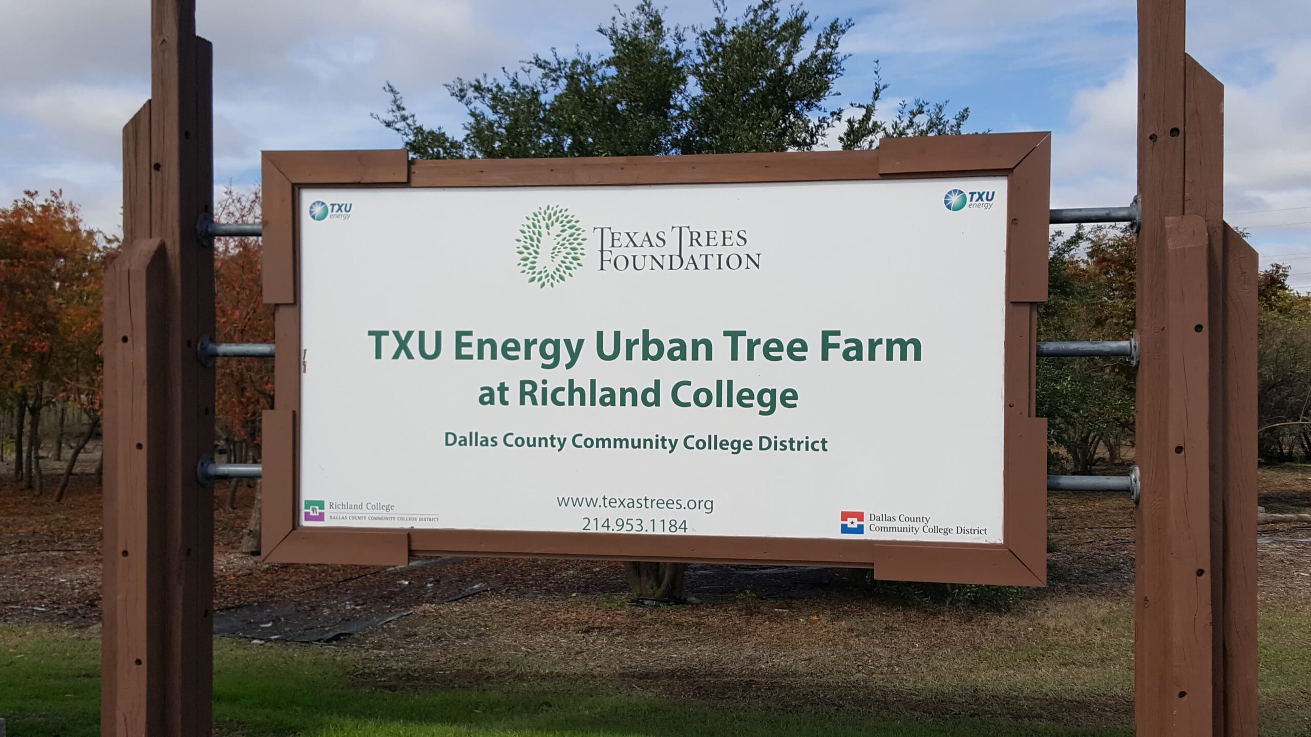 TXU Energy Urban Tree Farm and Education Center - Texas Trees Foundation