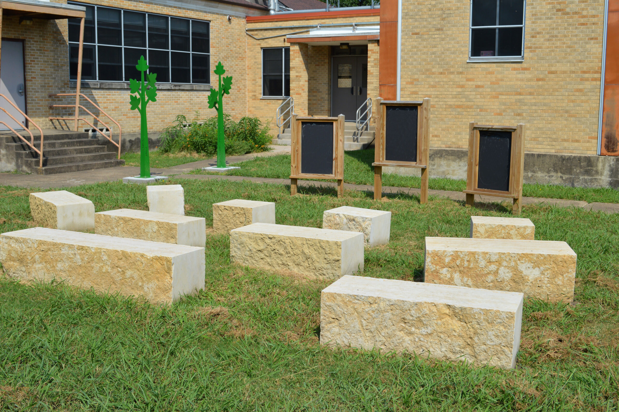 Reinhardt Elementary School - Texas Trees Foundation